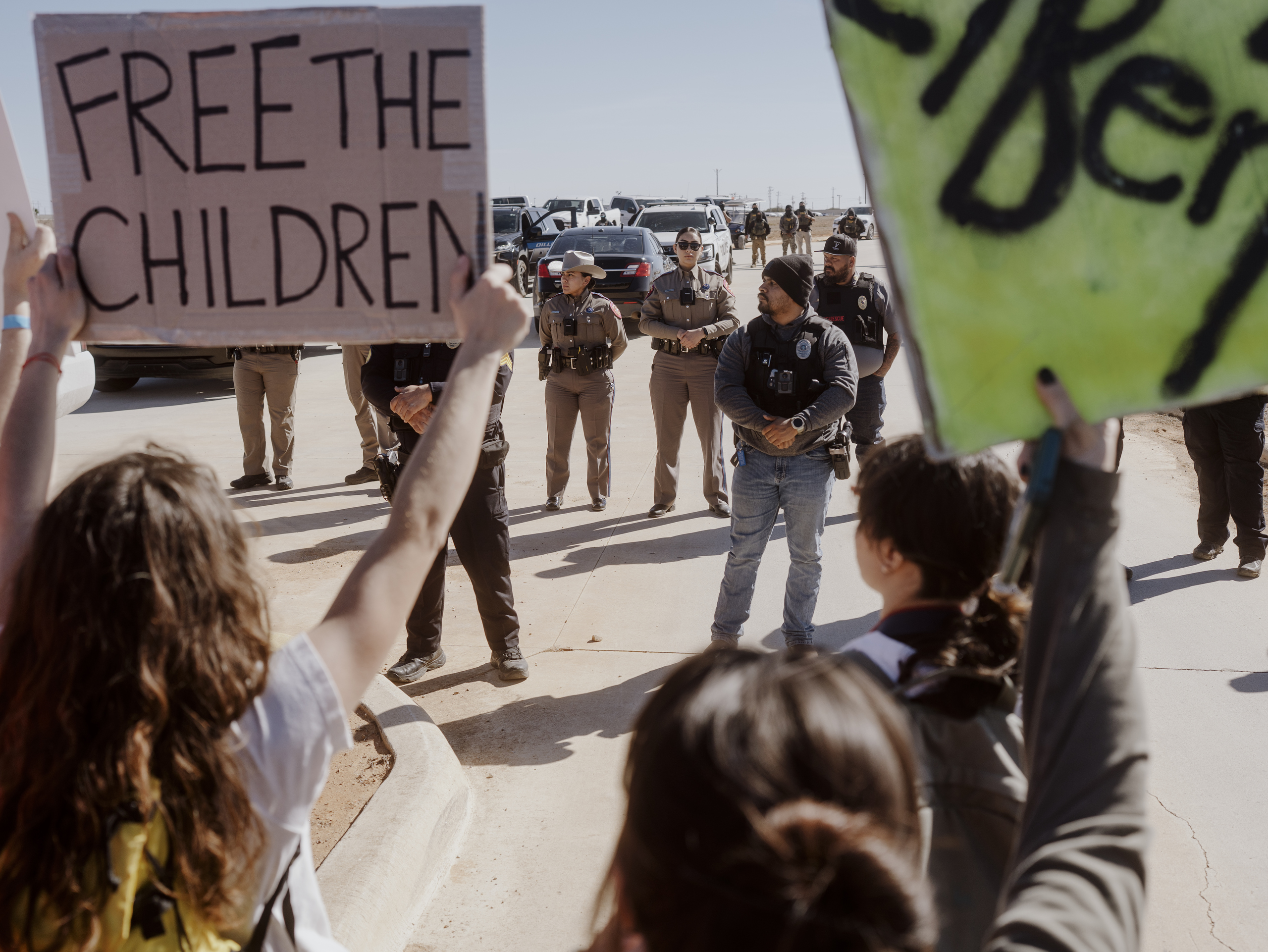 Lawmakers, protesters demand release of 5-year-old held at Texas ...
